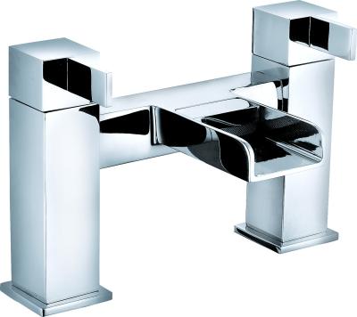 China Brass Bath Shower Mixer with 0.5-3.0 Bar Pressure Ceramic Valve and 3 Years Warranty for Bathroom for sale