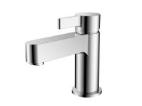 China Single Handle Basin Faucet in Chrome Finish for Standards T9022MW for sale