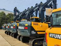 China EURO 5 Korea Hyundai Excavator HX130 Jindongyu Machinery 2200 KW/RPM for sale
