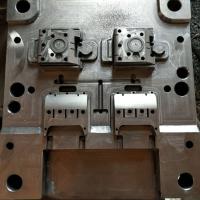China Hot Manifold Plastic Multi Cavity Mold Die Medical Plastic Injection Molding for sale