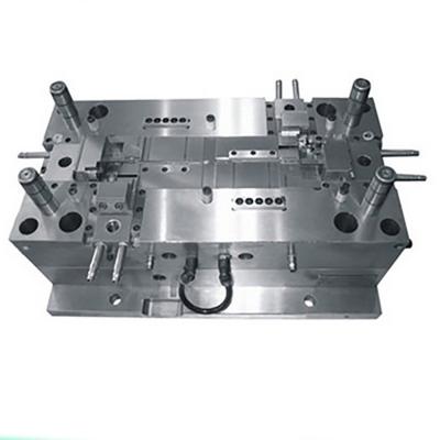 China PC Material Assured Plastic Injection Mould Services For Plastic Lamp Housing Cold Runner Injection Molding for sale