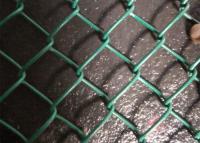 China Lightweight PVC Coated Chain Link Fence Mesh in Green, Black, Blue Colors - 0.5-4m Width, 0.5-25m Length Options for sale