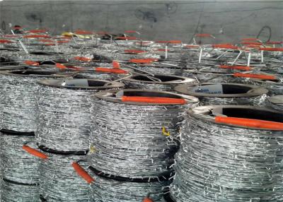 China Galvanized Barbed Wire 14 Gauge 1.6mm-3.2mm 200m-500m Coil with 10-Year Rot Resistance for sale