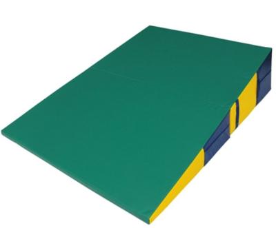 China Anti-Slip Gymnastic Wedge Folding Incline Mat 4x10x2 ft CPSIA Compliant for sale