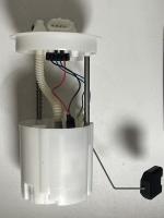 China Lada fuel pump assembly constructed for longevity and resistance to wear facilitating fuel delivery over extended periods for sale