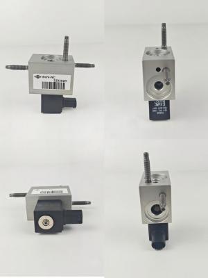 China Automotive expansion valve for Mercedes Benz S 400 HYBRID and S 300 BLUETEC HYBRID vehicles with OE number 2228300084 ensuring climate control for sale