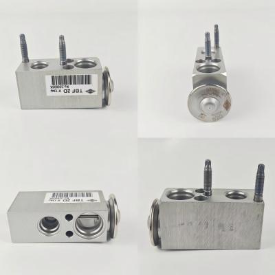 China EGELHOF 330005K AC expansion valve compatible with OE 2128300284 for maintaining system pressure and temperature balance for sale