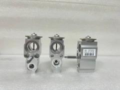 China Durable expansion valve for Mercedes Benz 118 CLA Class 177 A Class and 247 B Class models designed for automotive HVAC systems for sale
