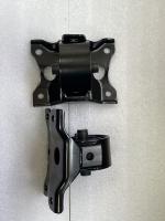 China Nissan Left Engine Mount Part 11220 31U00 Compatible with Maxima and Cefiro A32 A33 U13 Featuring Vibration Cushioning Rubber for sale