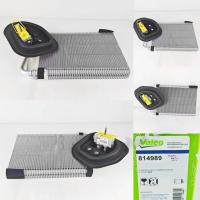 China This product is a new Valeo air conditioning evaporator assembly, part number 814989, with integrated pipe fittings, compatible with the Mercedes-Benz C-Class W205. It is a core heat exchange componen for sale