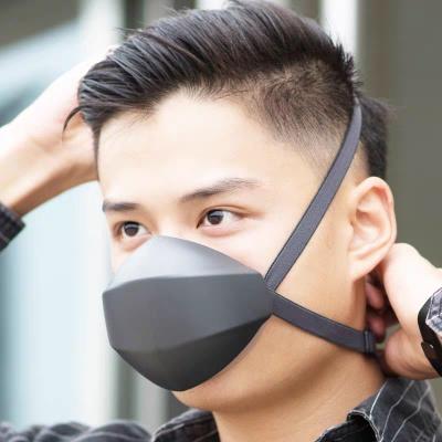 China PM2.5 Mini USB Wearable Air Purifier Electric Mask With Fan for sale