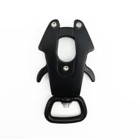 China Aluminium Pet Release Buckle Frog Clip Pet Snap Hook Frog Carabiner Safety Harness Collar Frog Clip Buckles for sale