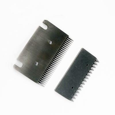 China 35-Teeth Configuration Horse Clipper Blade with 1 Year Warranty - Sharp and Durable Carbon Steel Replacement Blade for sale