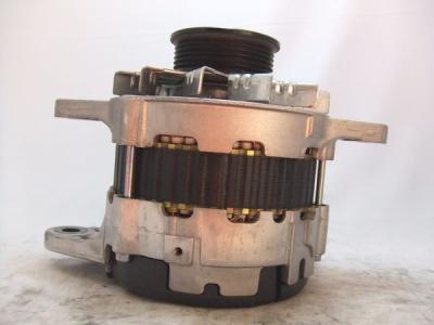 China HINO E13C Alternator 24V 60A 02011720510 27040-2380 for Truck Engine for sale