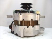 China ISUZU GIGA 90A Alternator A009TU5784 8980136143 Heavy Duty Truck Generator for sale