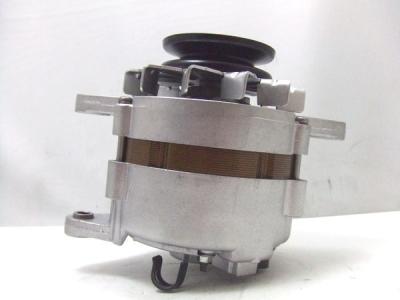 China Kubota Alternator 25A 0210006840 15411 64011 High Output Durable Charging for sale