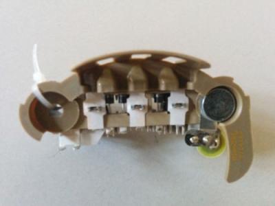 China Rectifier MD607828 12V Alternator Rectifier for Mitsubishi Mazda Honda for sale