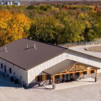 China Corrosion Free Steel Frame Farm Building Metal Warehouse Construction CE Approved for sale