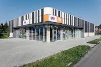 China Large Scale Steel Structure Building Supermarket Mall Commercial Pre Metal Buildings for sale