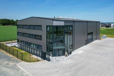 China Customized Design Steel Structure Stadium Rapidly Install Prefabricated Sports Building for sale