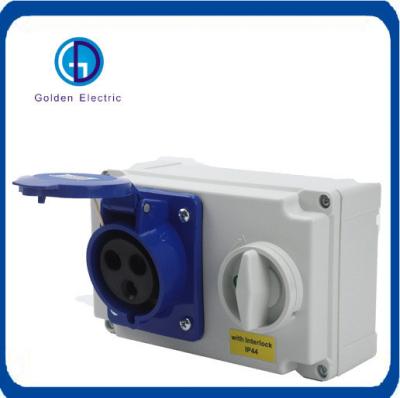 China Customized Request 16A 32A 3p 5p Industrial Receptacle and Switch with Interlock Device for sale