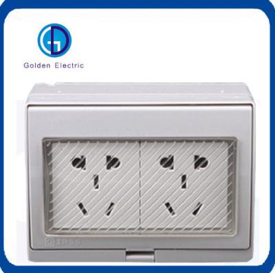 China IP55 Multifunctional White Surface Mounted Waterproof Socket for Industrial Applications for sale