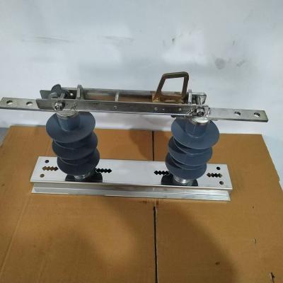 China 11kV Outdoor 630A-4000A High Voltage Disconnect Switch With Polymer Material for sale