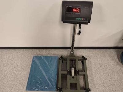 China 300 X400mm Electronic Bench Platform Scale Carbon Steel Overload Protection 100kg Capacity for sale