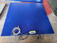 China 1.5x2m 3000kg Carbon Steel platform floor scales for sale