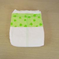China Dry Soft Super Absorbency Adult Diaper 1000ml Plain Woven 3D Leak Prevention for sale