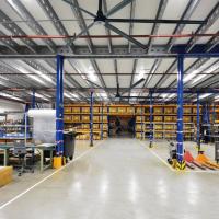 China HVLS Ceiling Fan Permanent Magnet Energy Efficient Low Noise Wide Coverage for sale