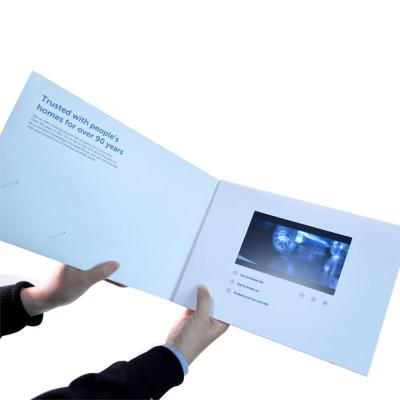 China Custom Logo 5 Inch LCD Video Brochure Card 800*480P With Eva for sale