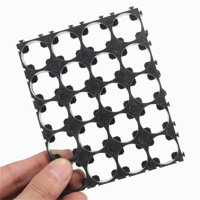 China 18650 Battery Holder 18.4mm Pore Size 100x80mm ABS Plastic 4x5 Cell Configuration for DIY Battery Packs for sale