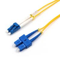 China LC UPC to SC UPC Fiber Optic Patch Cord - Duplex Single Mode OS2 2.0mm Cable with 10km/40km Transmission for sale