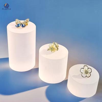 China Custom Acrylic Jewelry Display Stand Lightweight Design Acrylic Cylinder Pedestal for sale