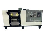 China 400mm Width Heated Electric Calendering Machine Roll Press with 0.02mm Gap Adjustment Precision for Lab Battery Electrode R&D for sale