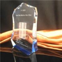 China Wholesale Customization Laser Carving Crystal Trophy Modern Creative Souvenir Crystal Trophy for sale