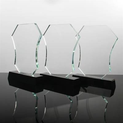 China Factory Customized Laser Engraving Blank Souvenir Crystal Shield Awards Glass Trophy for sale