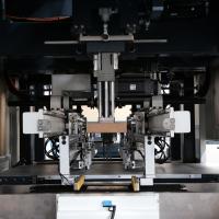China Pneumatic Rigid Sweet Box Making Machine 15 - 40pcs/min for sale