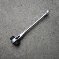 China Steel Silver Three Sizes in One Scaffolding Ratchet Wrench 19mm 22mm 3/4