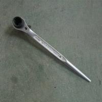 China Quick Reverse High Strength 19mm 22mm Scaffolder Podger Ratchet Wrench 315mm Long Light Weight Ratchet Wrench for sale