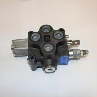 China Road Roller Accessories Dutch Construction Diesel Engine Multi-Way Steering Valve for sale