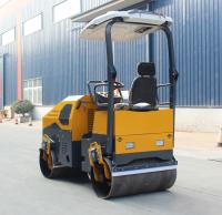 China 30% Grade Ability 3 Ton Double Drum Self Propelled Vibratory Road Roller for Benefit for sale