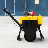 China 300kg Small Vibratory Roller Mini Walk Behind Road Roller Compactor for Road Building for sale