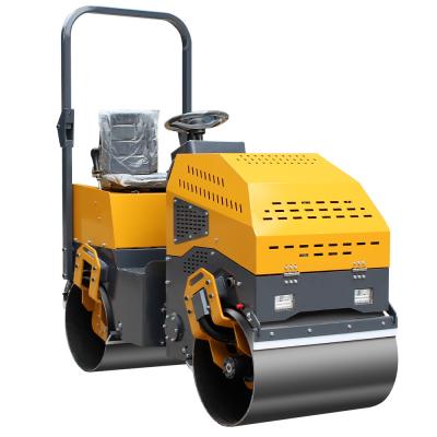 China Fuel Tank Capacity of 5.5L 1000kg Rubber Wheel Road Roller for Construction Works for sale