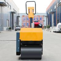 China 0.5 Ton Hand Compact Mini Road Roller with Travel Speed 0-4km/h and Hydraulic Pump Danfoss for sale