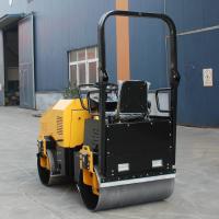 China Mini Asphalt Road Roller Machine 2 Ton Diesel Engine and Hydraulic Vibratory Features for sale