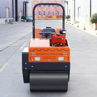 China Industrial Hydraulic Vibrating Road Roller with 500kg Capacity and 4.8 Kw Power for sale