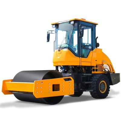 China 5 Ton 5000kg Vibratory Road Roller With Japan Engine For Small 3 Wheel Compaction for sale