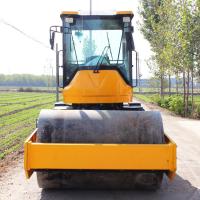China 5 Ton 5000kg Vibratory Road Roller With Japan Engine For Small 3 Wheel Compaction for sale